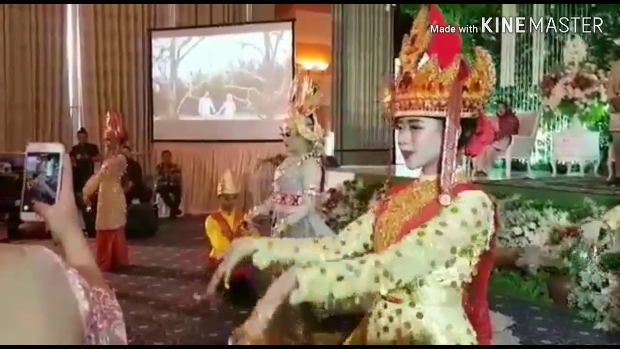 Tari cangget agung DARI LAMPUNG - YouTube
