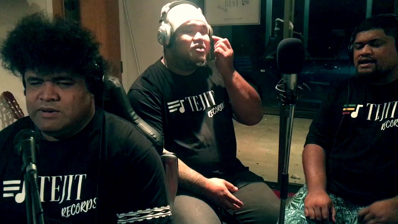 Sammy Atoa - Samoan Medley (ft Moni & Ese Aumalesulu) - YouTube