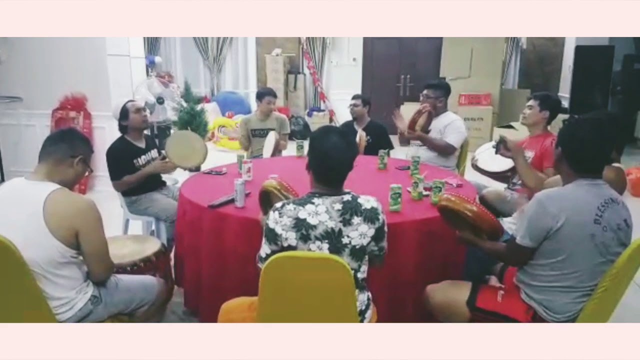 Kesun lion dance training kompang - YouTube