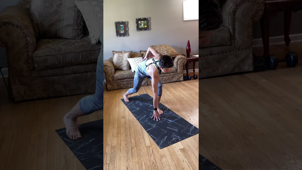 Alternating step back ground touch - YouTube