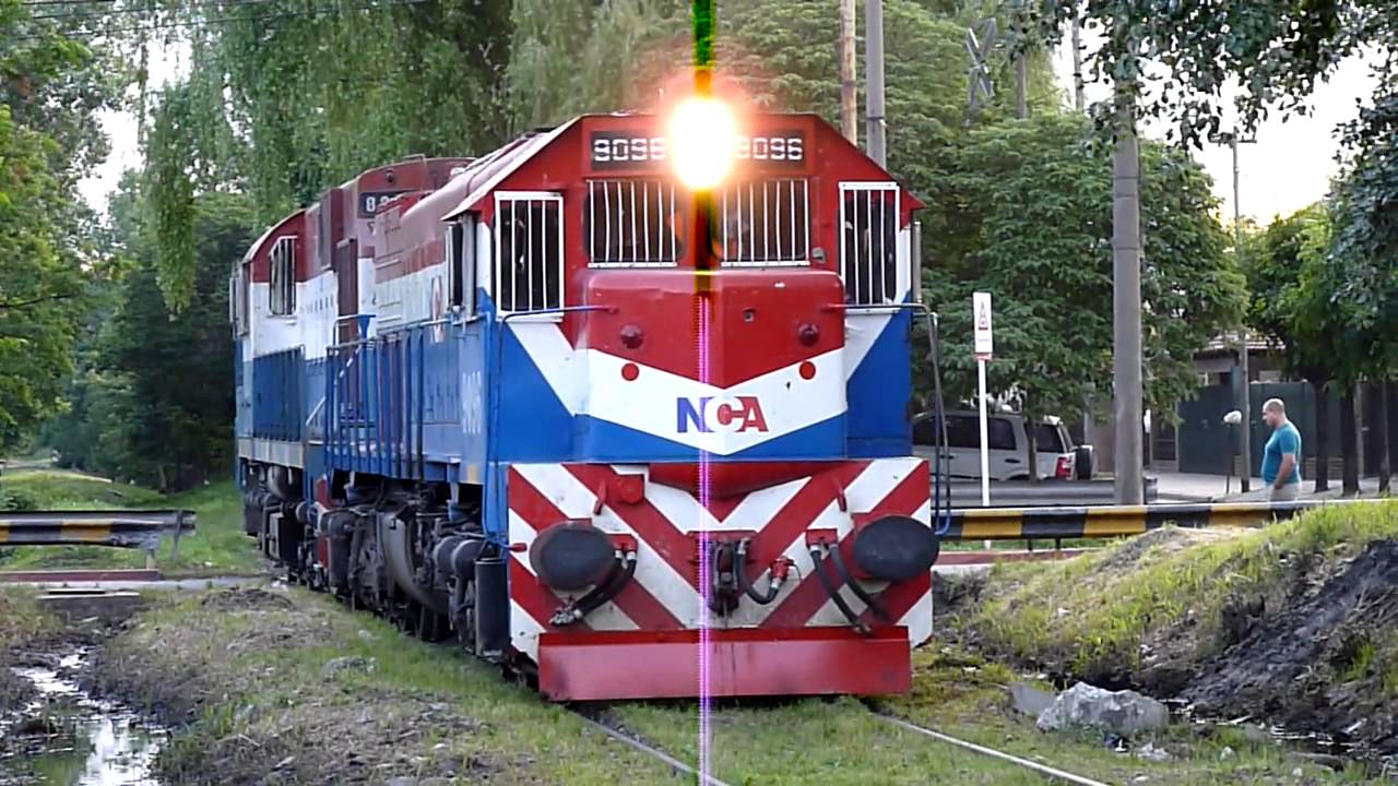 Locomotoras de NCA rumbo a Retiro - YouTube