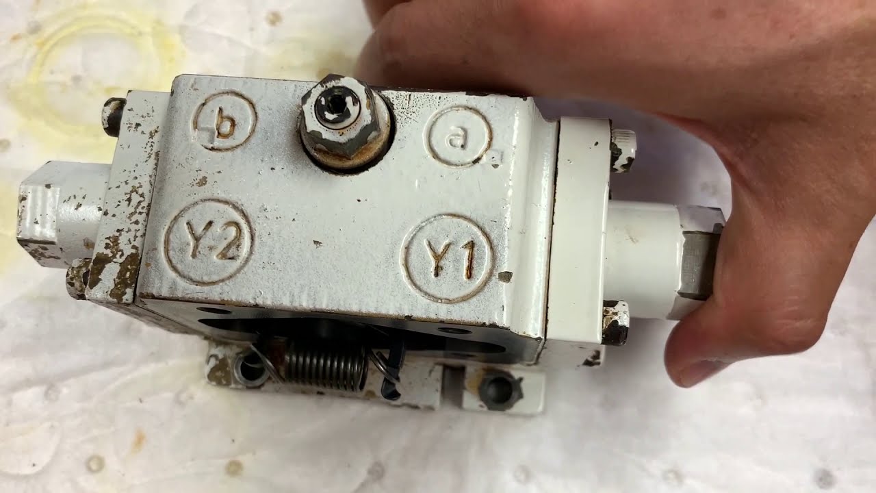 A4VG regulator - YouTube