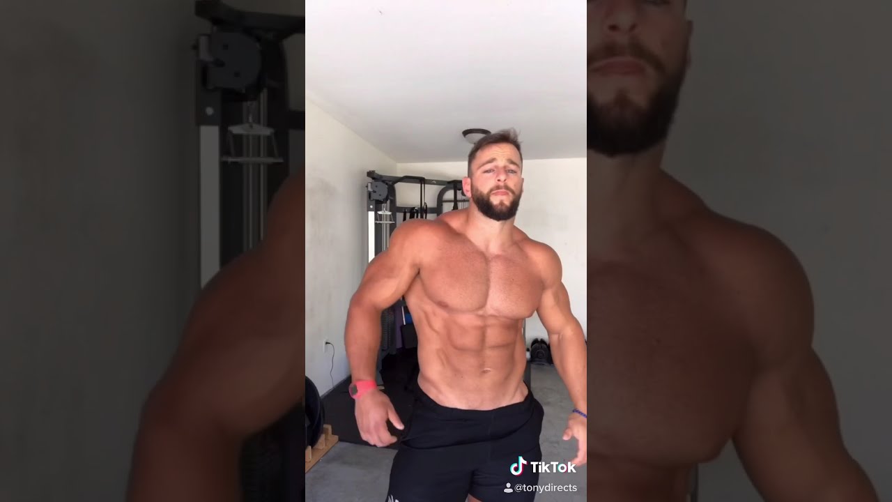 When I transform into Eric Janicki #shorts - YouTube