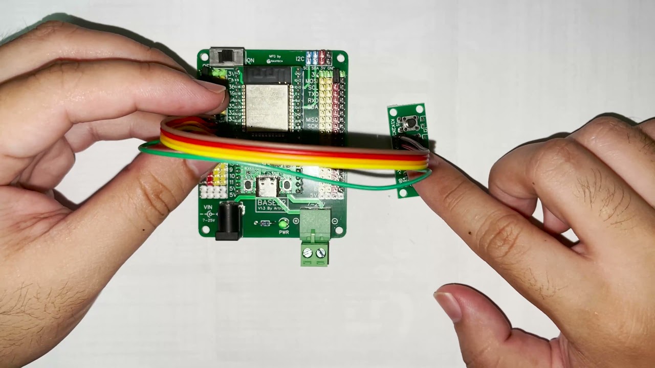 8.ESP32 with 4 Channel Push Button Switch [CUEE] - YouTube