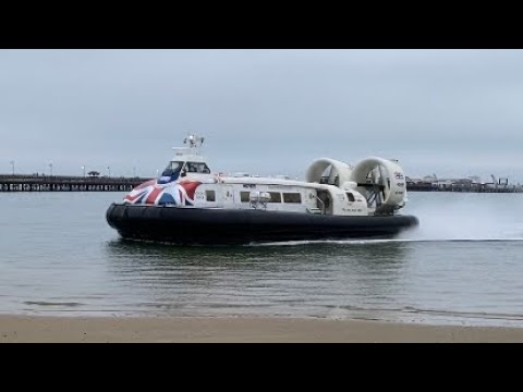 Griffon 1200TD Hovercraft | GH-2160 - Solent Flyer | Hovertravel | Ryde ...