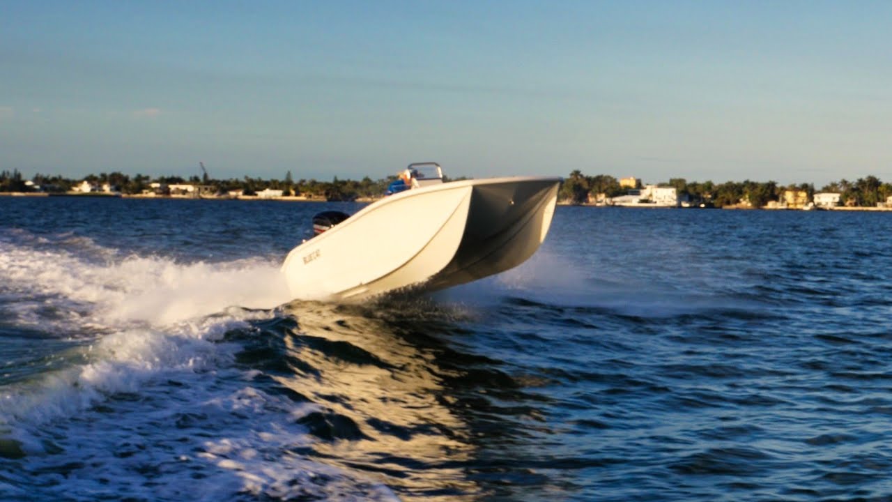 He Found Out ! Blue Cat Sea Trial ! Both 17' and 30' (Miami Boat Show ...