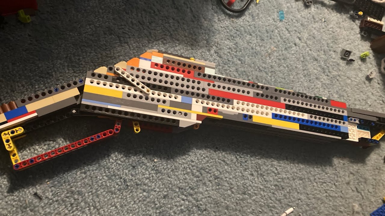 Working LEGO lever action shell ejecting M1887 shotgun - YouTube