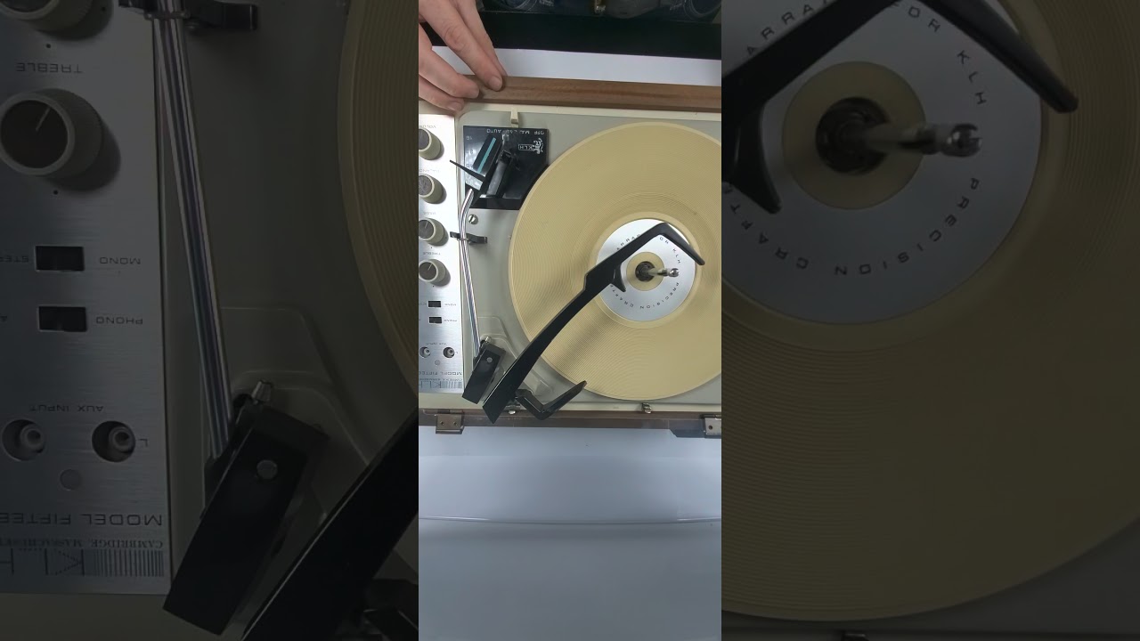 KLH MODEL FIFTEEN (15) TURNTABLE - YouTube