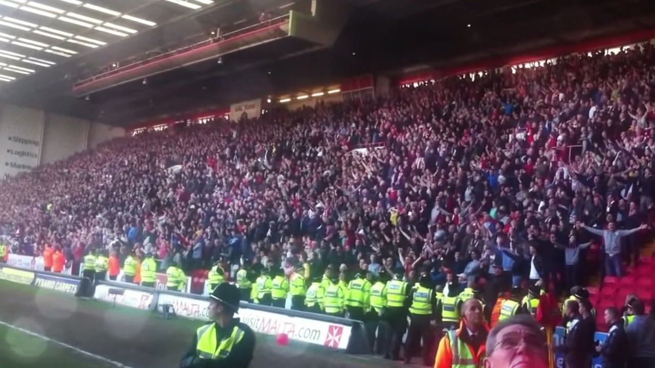 Ten Amazing English Football Chants YouTube ten-amazing-english-football-chants-youtube