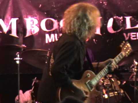 The Ronnies - Sweet Little Rock & Roller @ The Boom Boom Club/Sutton Utd FC 7/10/11