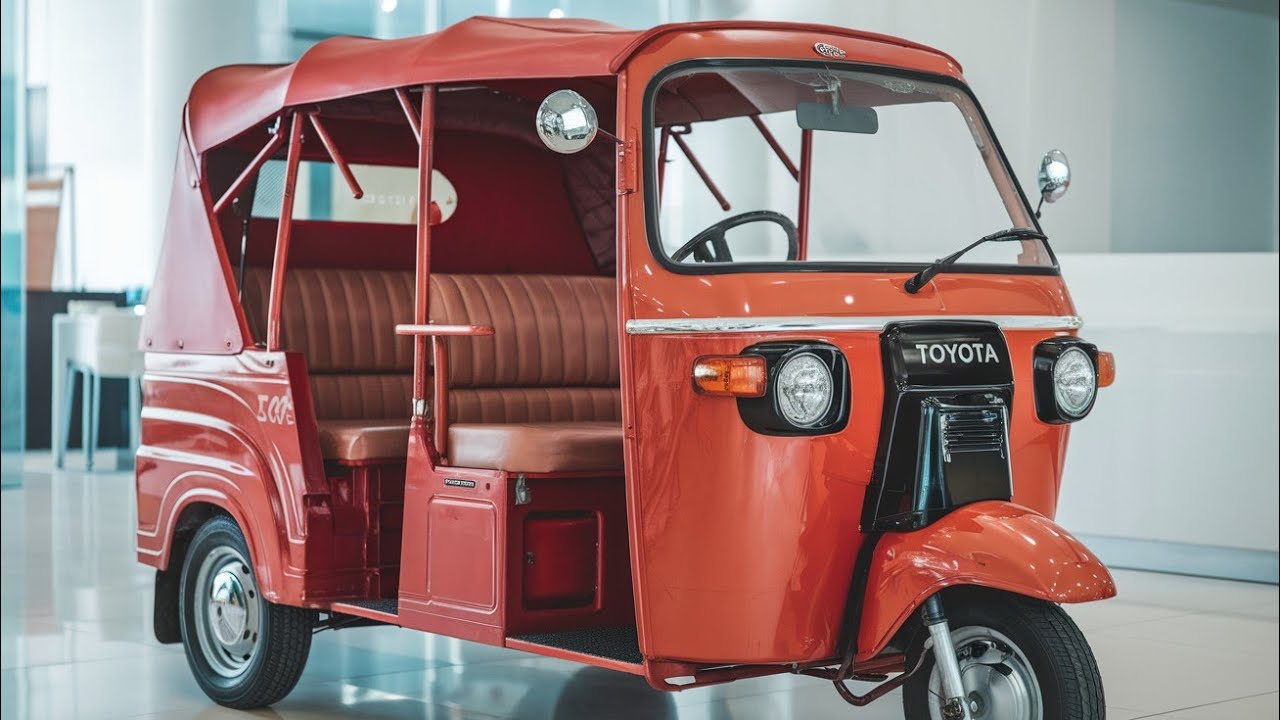 Toyota Japan Autoracsha Rickshaw: The Future of Urban Mobility - YouTube