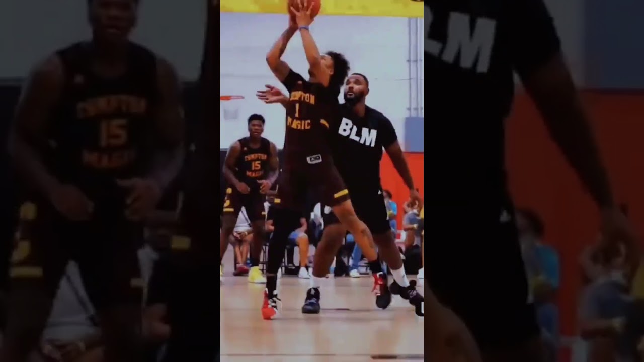 Mikey Williams Dunk and 3 Point Shot #shorts - YouTube