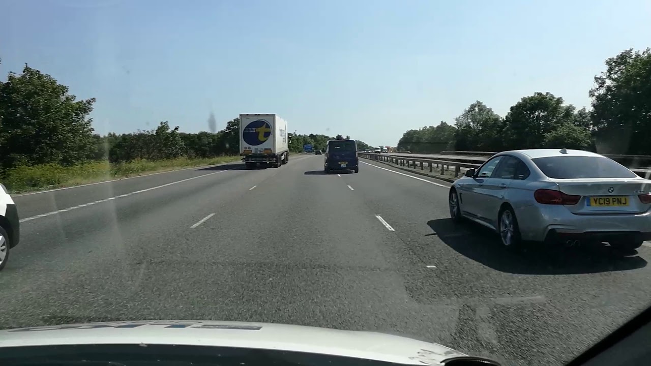 driving on M11 junction 7 to 6 southbound 230719 - YouTube
