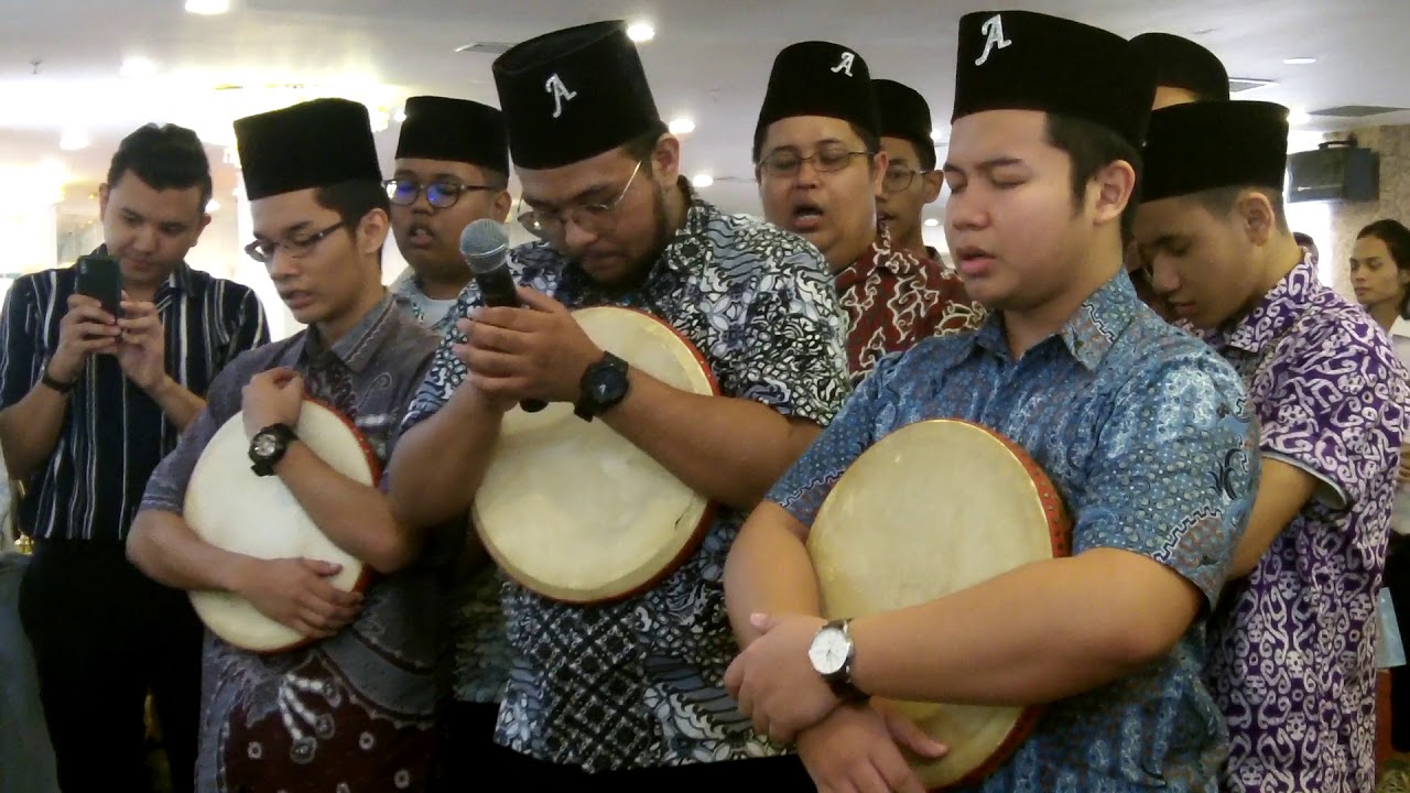 Kompang AKRAB - Selawat (OrangeBallroom) 140718 - YouTube