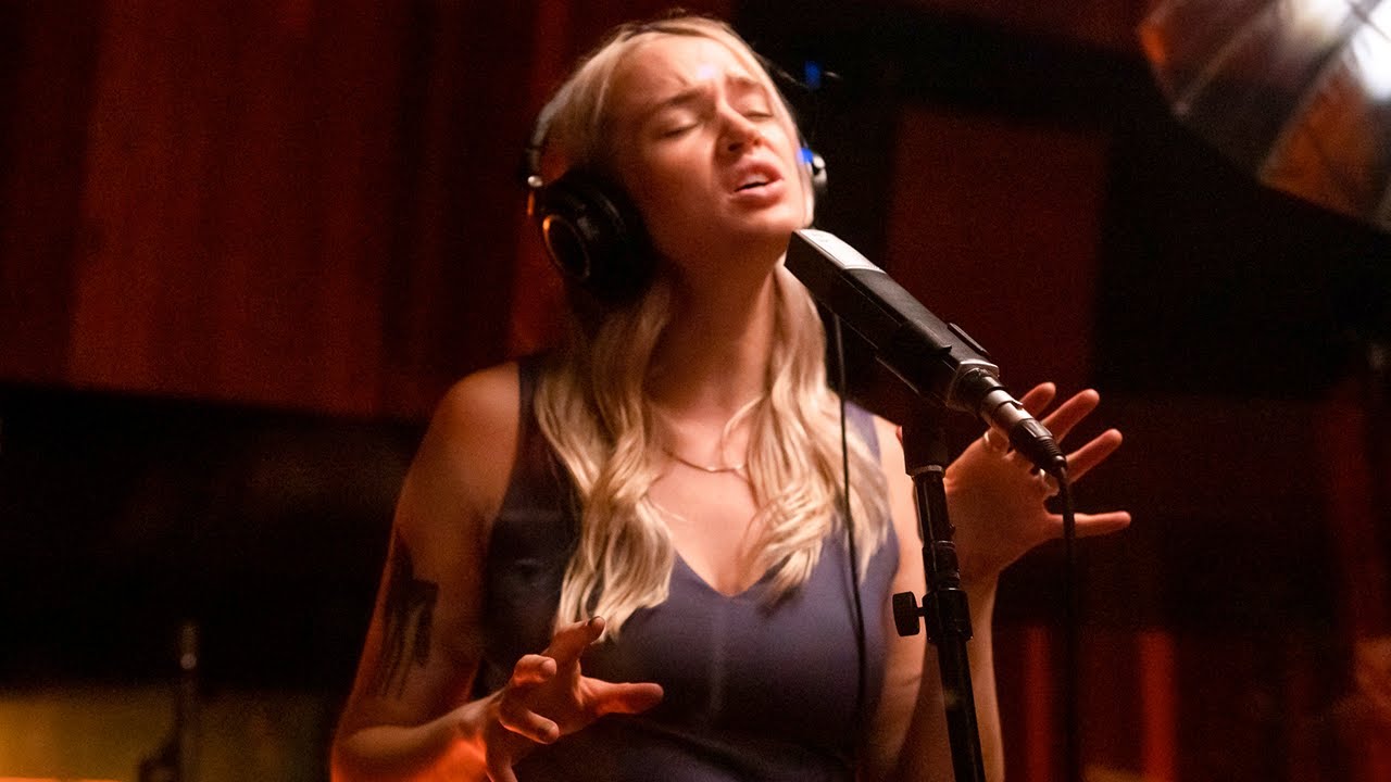 Kiss Me | Sixpence None The Richer | funk cover ft. Moira Mack ...