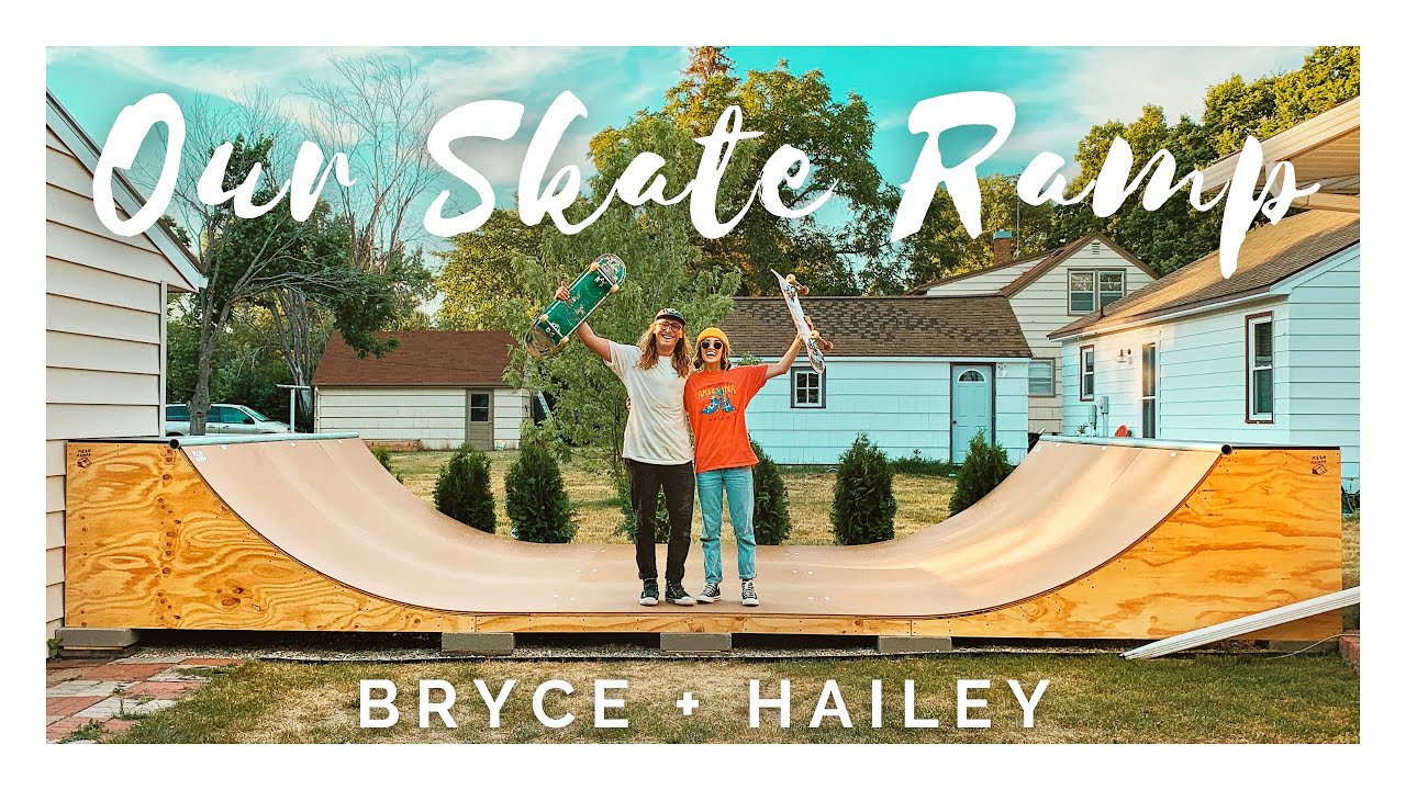 BUILDING A MINI RAMP IN OUR BACKYARD - YouTube