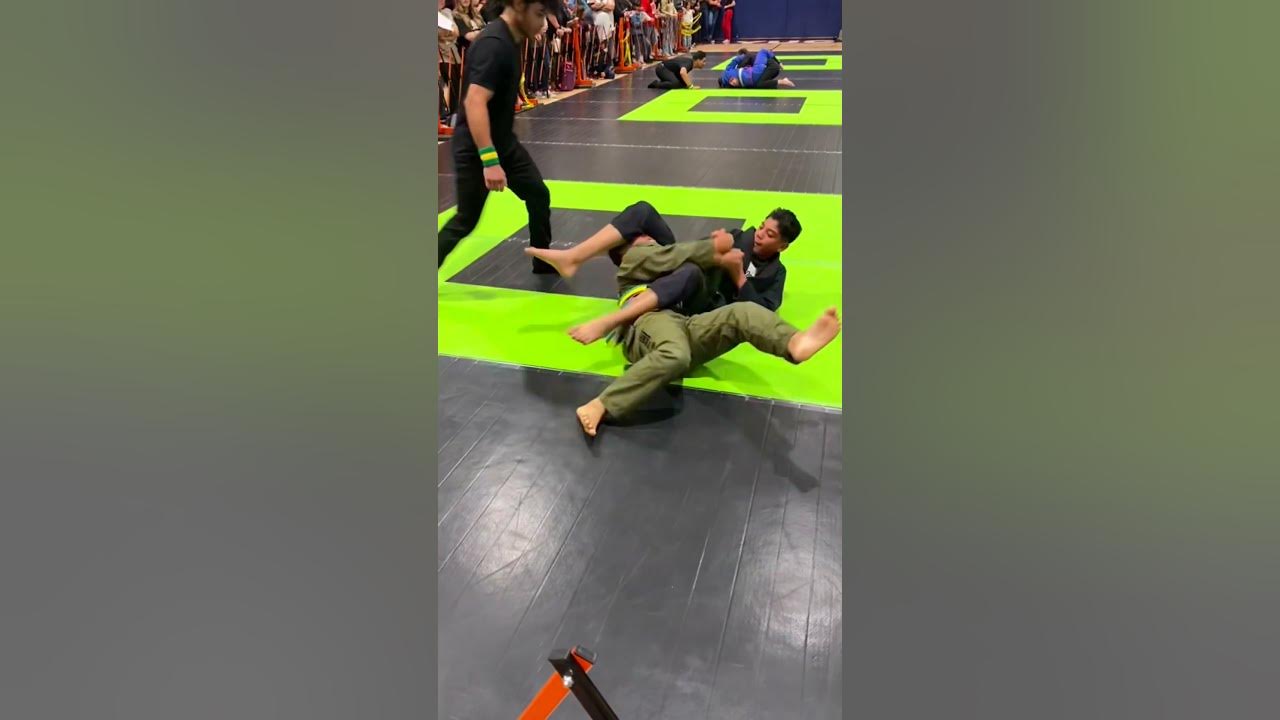 I won my first bjj tournament - YouTube