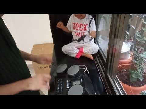 Alesis compact kit 4 - YouTube