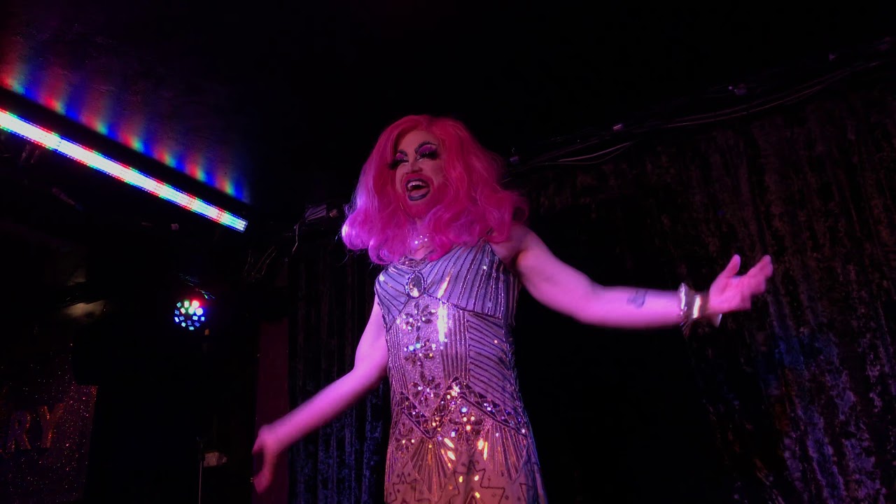 Wanda Cookie - Show Off @ The Glory, London - 02/02/19 - YouTube