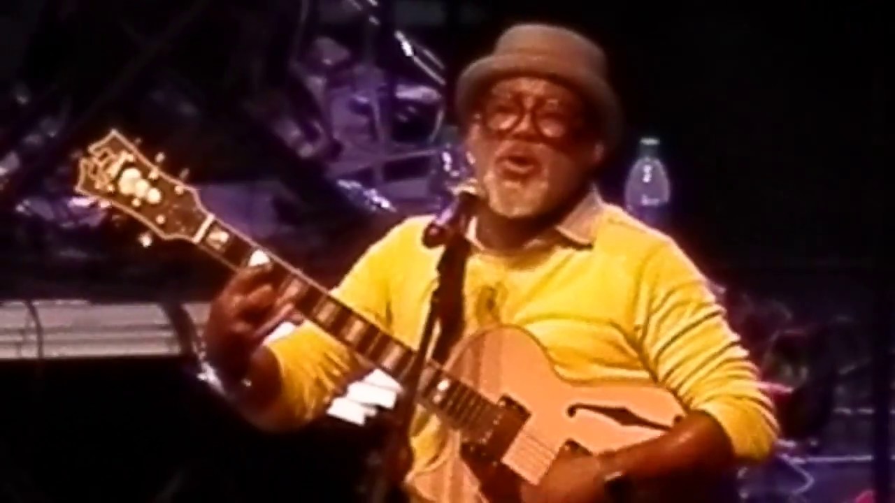 'Gentleman' Jonathan Butler - "Lies" (LIVE) - YouTube