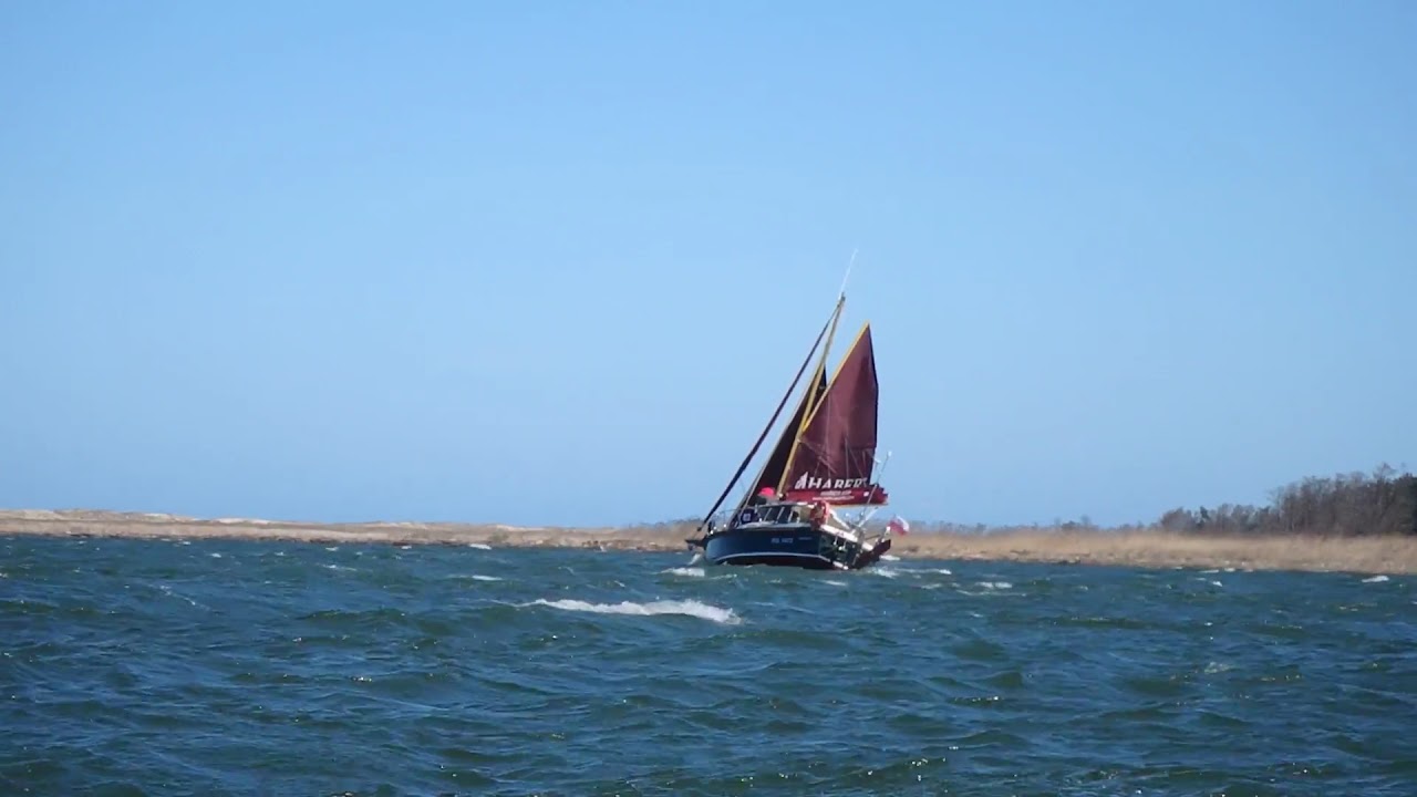 HABER 660C4 self course keeping pilothouse yacht (motorsailer). Tacking ...