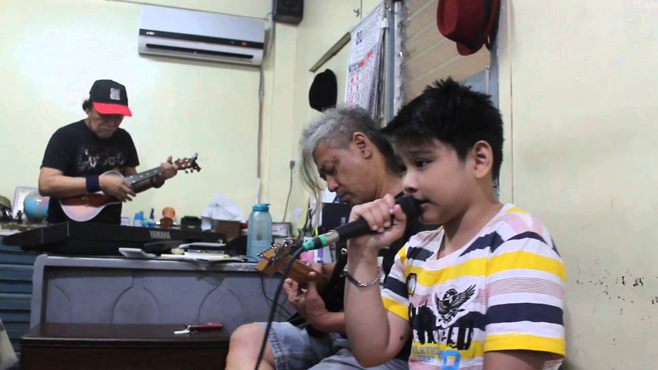 Payong Kaibigan - John Carlo Tan with Alabok Band - YouTube