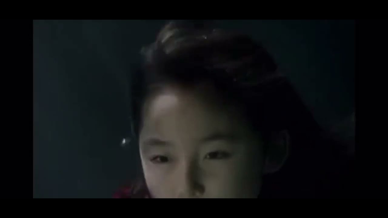 Underwater scenes in Asian horror films - YouTube