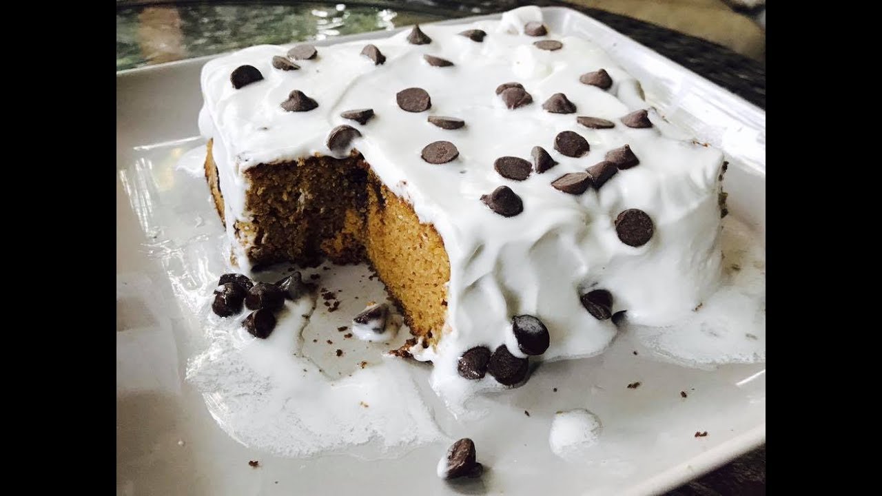 High Protein, Low Glycemic Deeelicious Vanilla Cake - YouTube