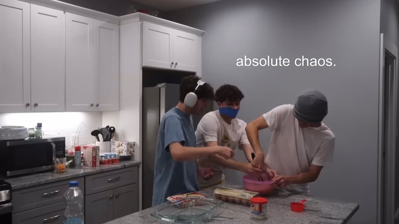 sturniolo triplets doing the tiktok baking challenge for 7 min straight ...