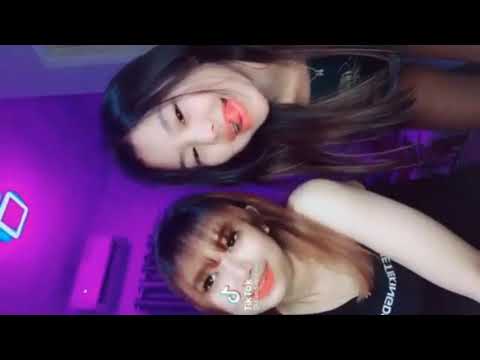 Joget TikTok Tembem Sexi- Lagi Ngetrend Sengaja pamer Belahan
