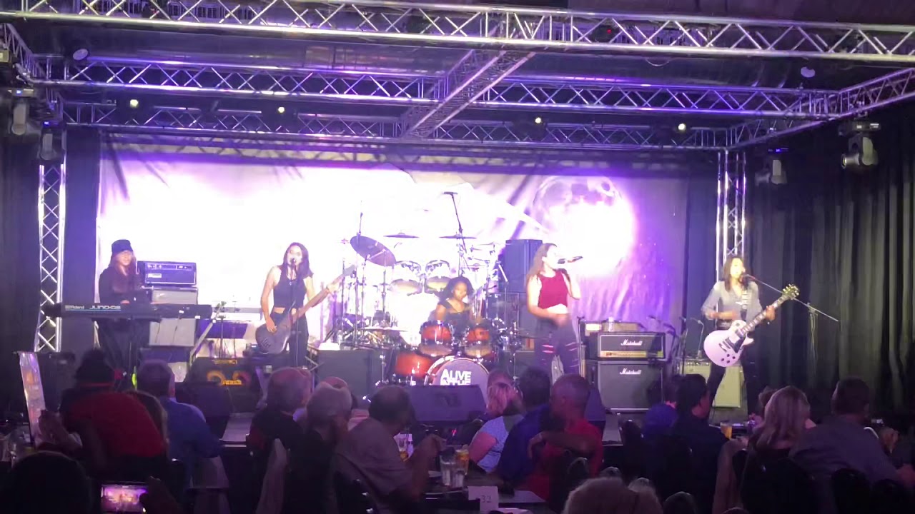 BonJovi Medley at the Canyon Montclair - YouTube