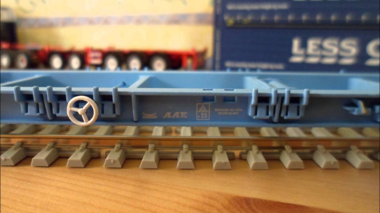 A quick overview of the IKA Megafret wagon with Stobart containers by ...