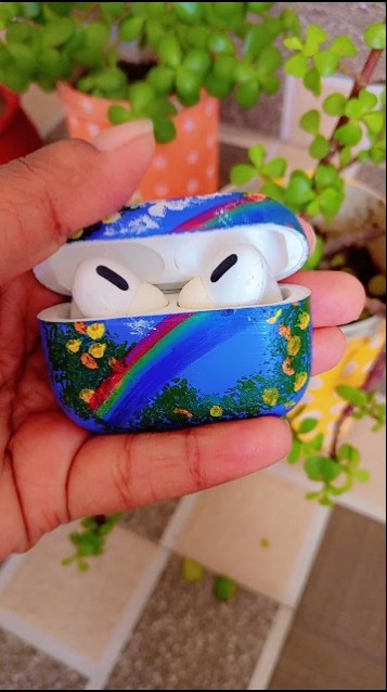 Hand-Painted Bluetooth Earbuds Case | Rainbow Art#EarbudsArt # ...