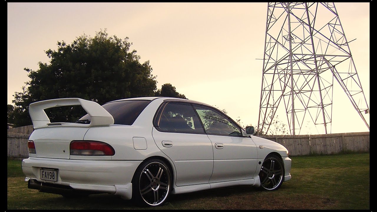 Subaru WRX STi version 6 (MY00) JDM - YouTube