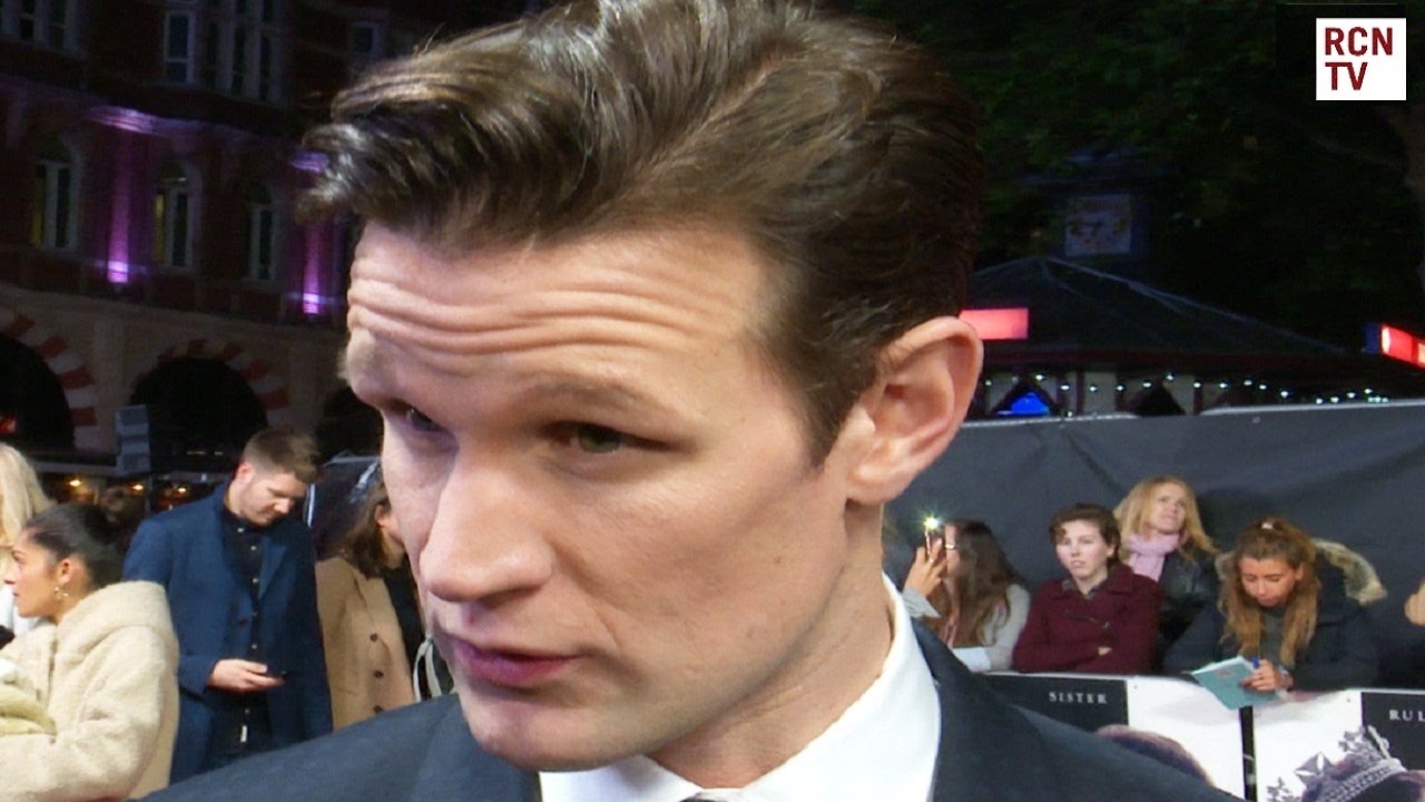 Matt Smith Interview The Crown Netflix Premiere - YouTube