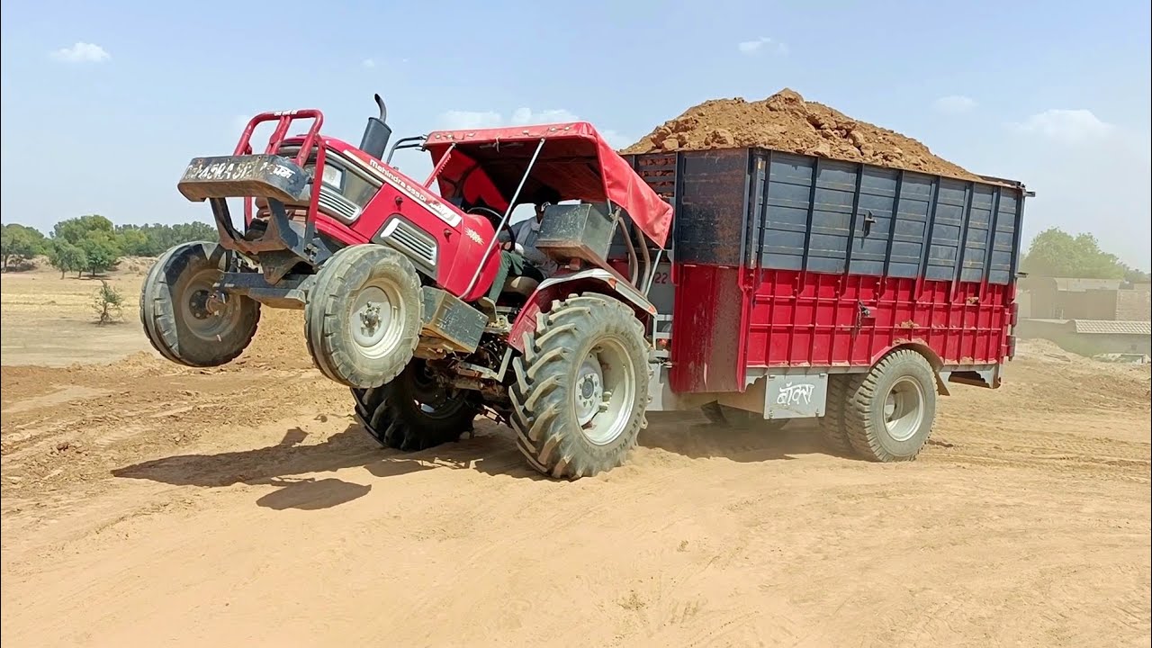 Mahindra Arjun tractor is performing very well in soil loaded trolley ...