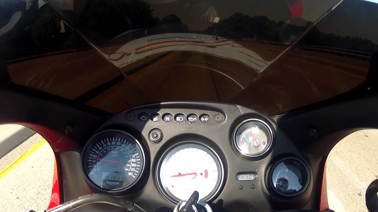 2002 TRIUMPH SPRINT ST 955i - YouTube