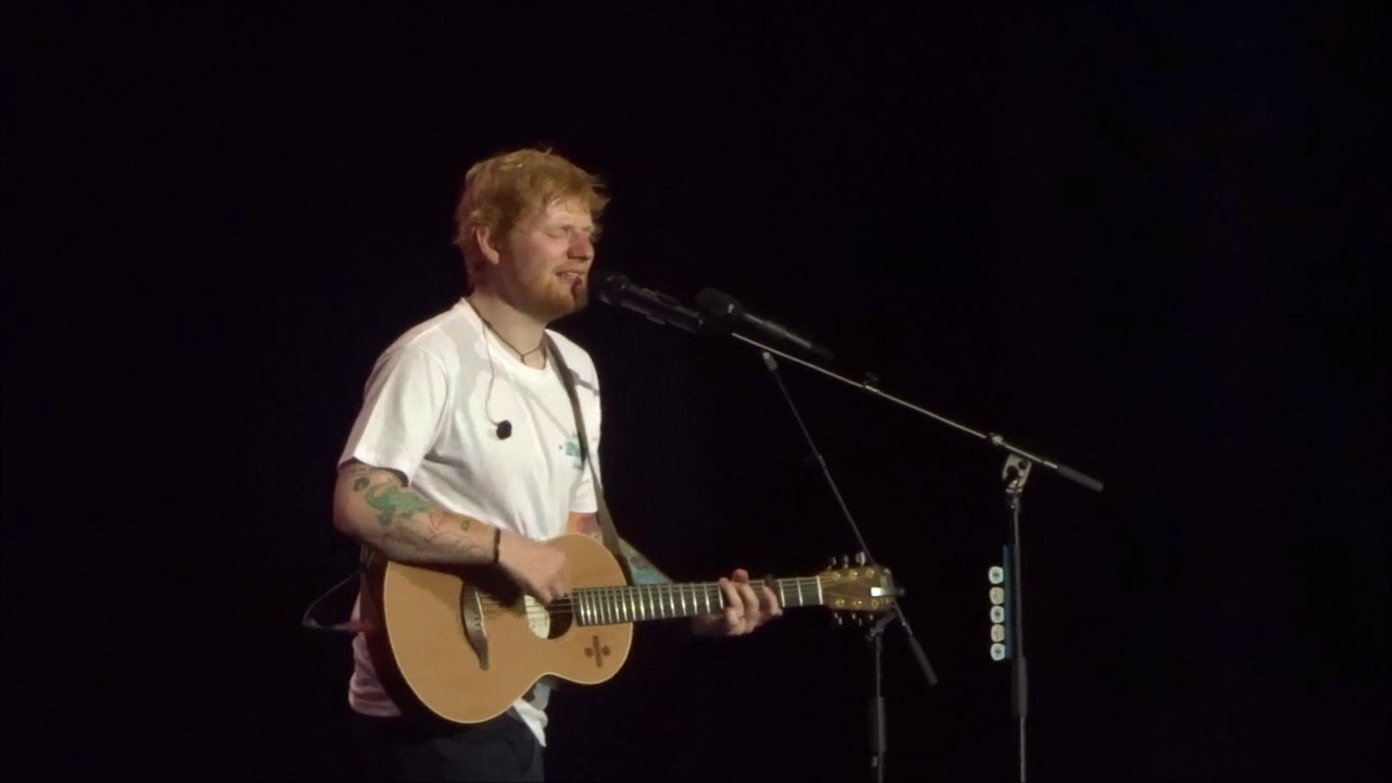 Ed Sheeran - Hearts Don't Break Around Here & Give Me Love @ Chantry ...