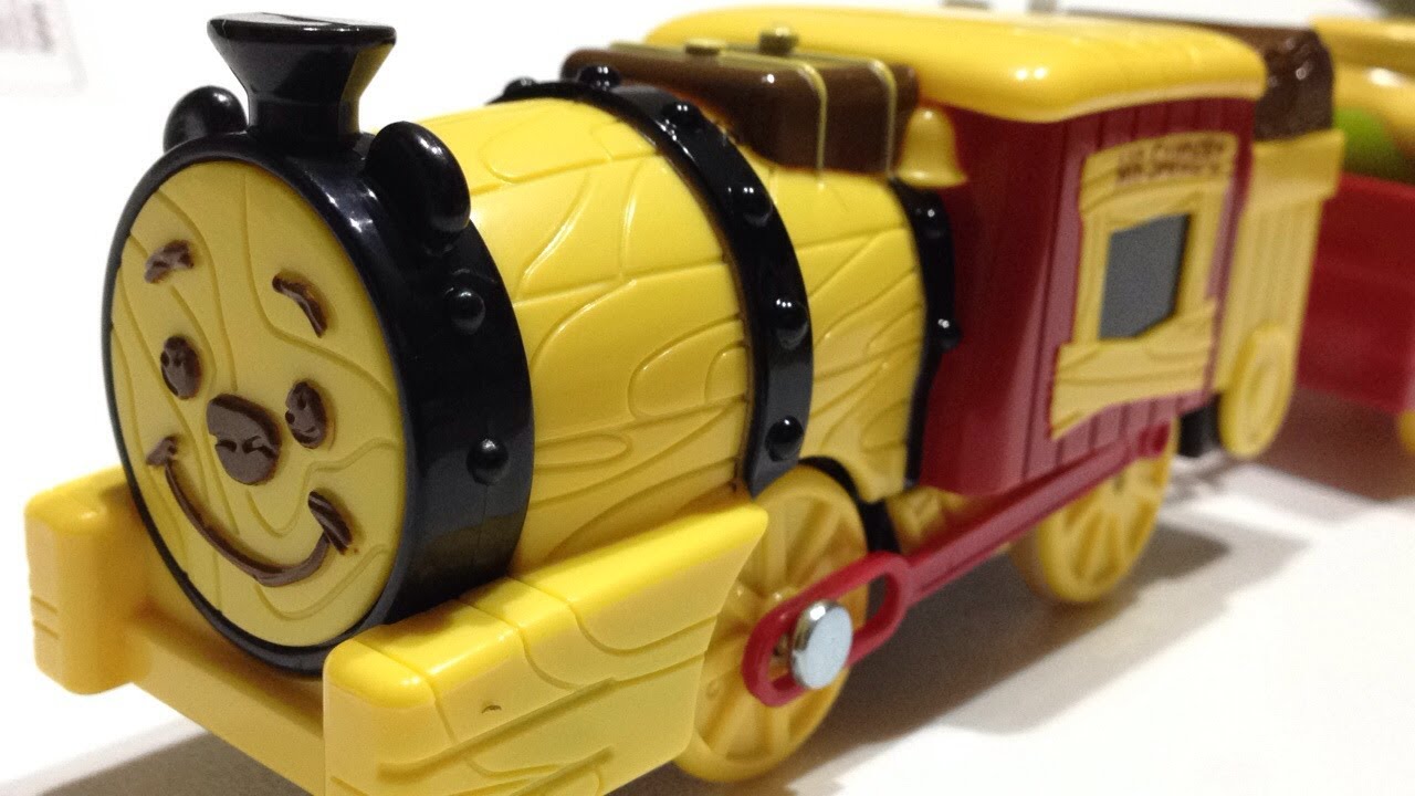 Winnie the Pooh Toy Train クマのプーさんのおもちゃSL列車 - YouTube