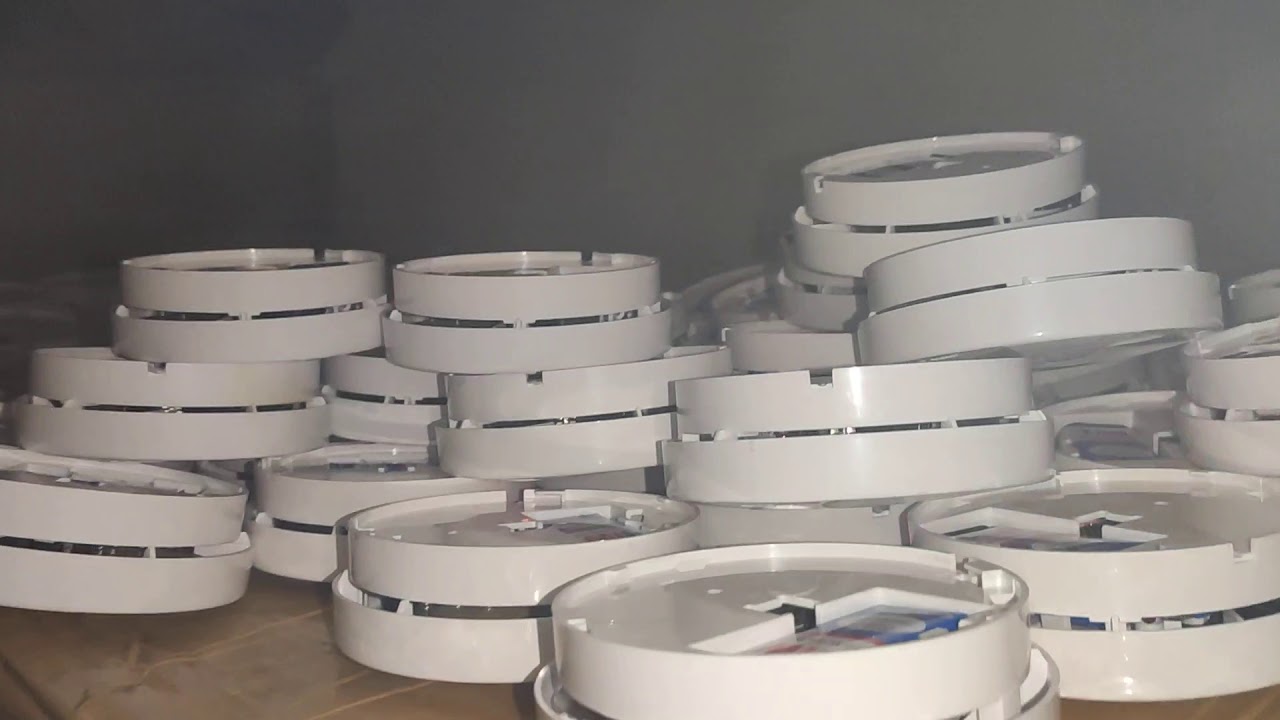 Preyank Solar Wireless Smoke Detector Testing - YouTube