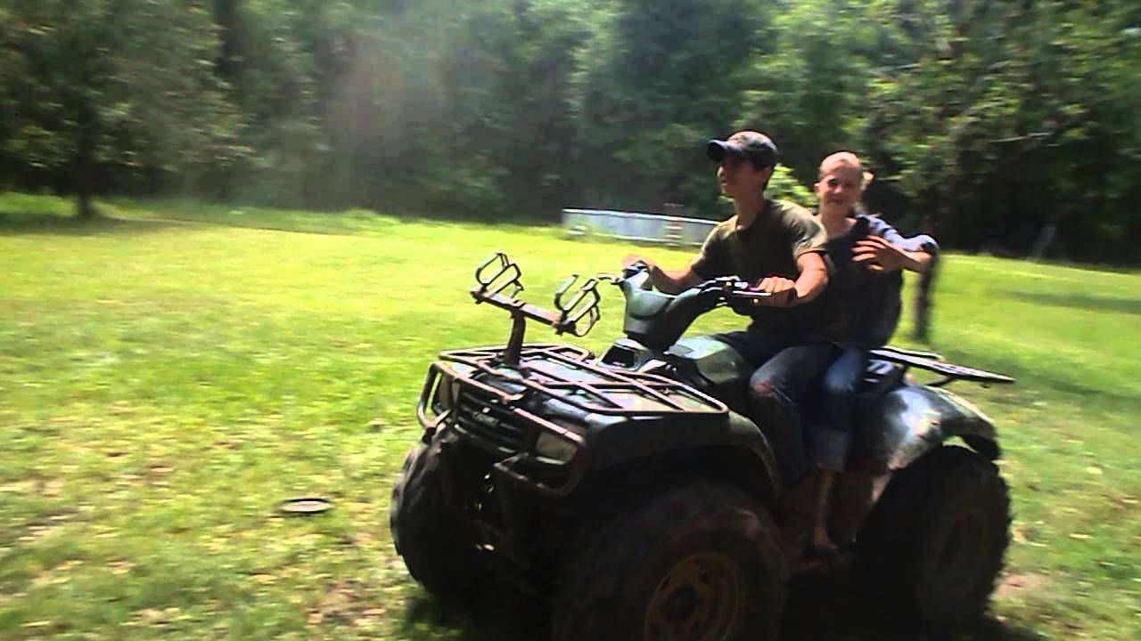 02 Kawasaki Prairie 650 4x4 - YouTube