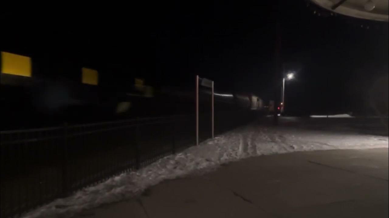 CN M398 Rushing West Through Durand MI! - YouTube