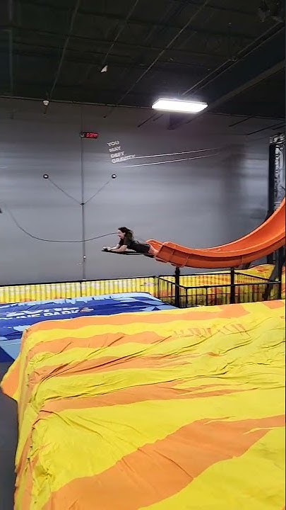 Sky Zone Zipline 🧗‍♂️shorts Youtube 