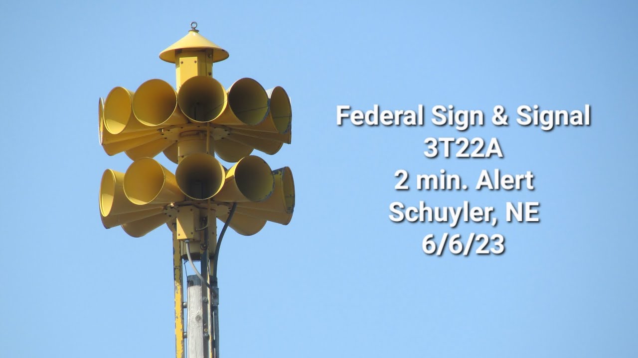 Federal Sign & Signal 3T22A | 2 min. Alert | Schuyler, NE 6/6/23 - YouTube