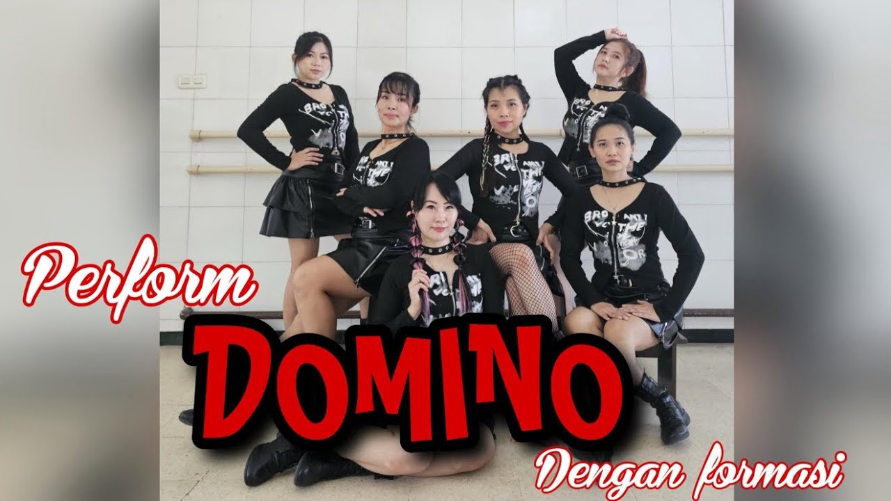 Perform dengan formasi. DOMINO line dance - YouTube