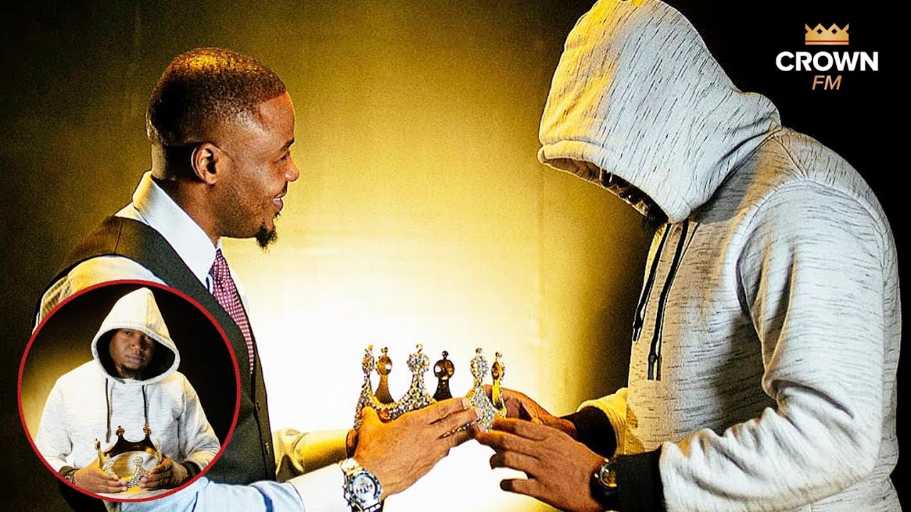 ALIKIBA Amtambulisha DULLAH PLANET Mtangazaji wa kwanza CROWN FM! - YouTube