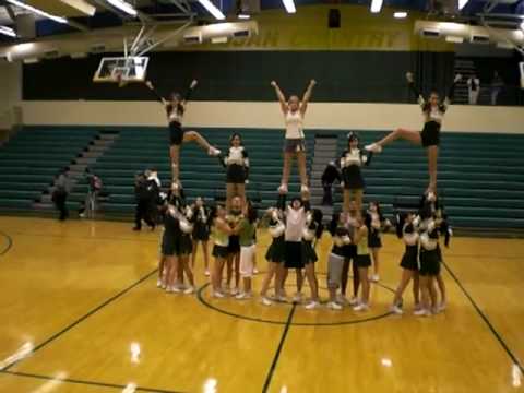 cheer pyramid - YouTube