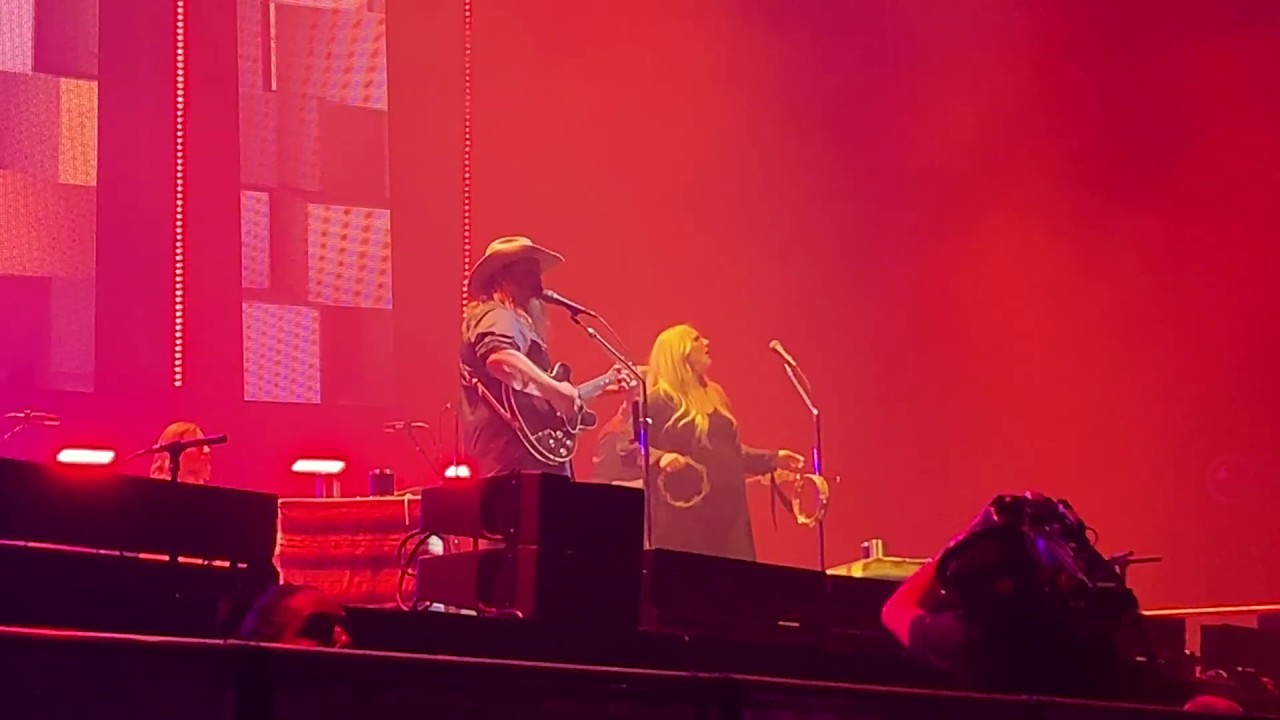 Chris Stapleton “Parachute” LIVE at C2C, Dublin, Ireland - YouTube Music