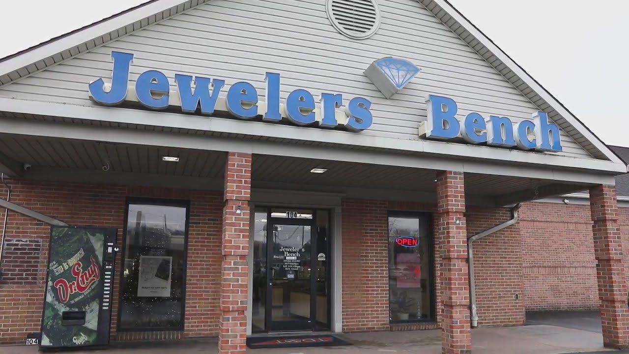 Sponsored Content: Great Holiday gifts at the Jewelers Bench - YouTube