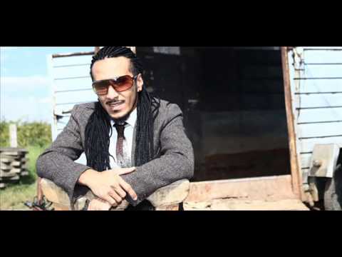 Cankan Malik Ayhan   Bir Vefasız Sevdim